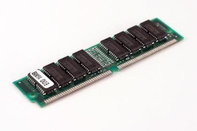16Mb Samsung 72-pin EDO SIMM module