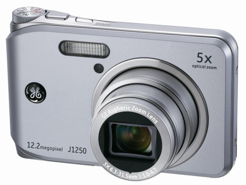 GE J1250 12.2 Megapixel Digital Camera, 5X Optical Zoom, Panorama (Silver)
