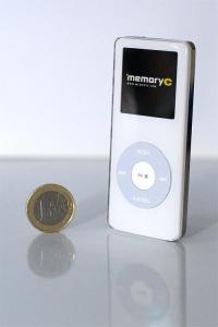 2Gb NEON MP3/MP4 Player Nano Style with FM Radio White